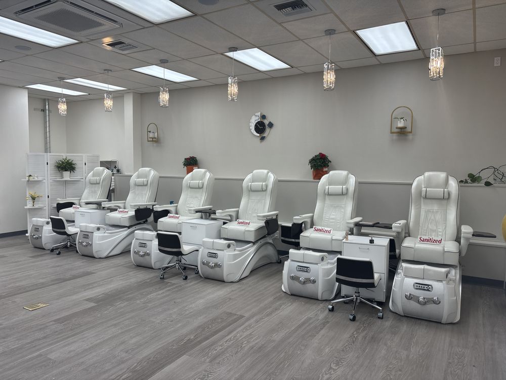 QUEEN NAILS AND SPA - Updated May 2026 - 194 Photos - 418 3rd St ...