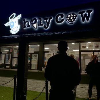 HOLY COW ICE CREAM CAFE - Updated October 2024 - 46 Photos & 103 ...