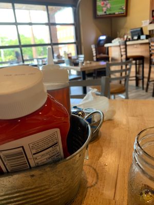 YOOLKS ON US SOUTHERN BISTRO - 371 Photos & 274 Reviews - 515 ...