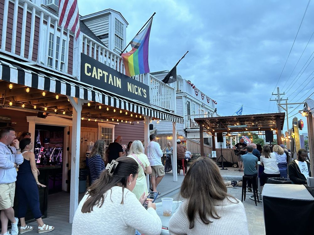 CAPTAIN NICK’S ROCK N’ ROLL BAR - Updated January 2026 - 41 Photos & 43 ...