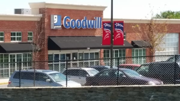 GOODWILL - Updated October 2025 - 10 Photos & 17 Reviews - 1346 Liberty Rd, Eldersburg, Maryland ...