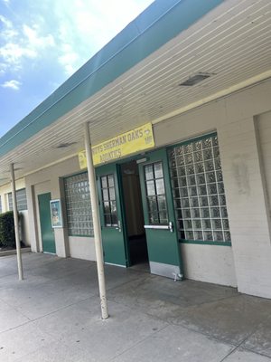 VAN NUYS SHERMAN OAKS POOL - Updated December 2025 - 21 Photos & 95 ...