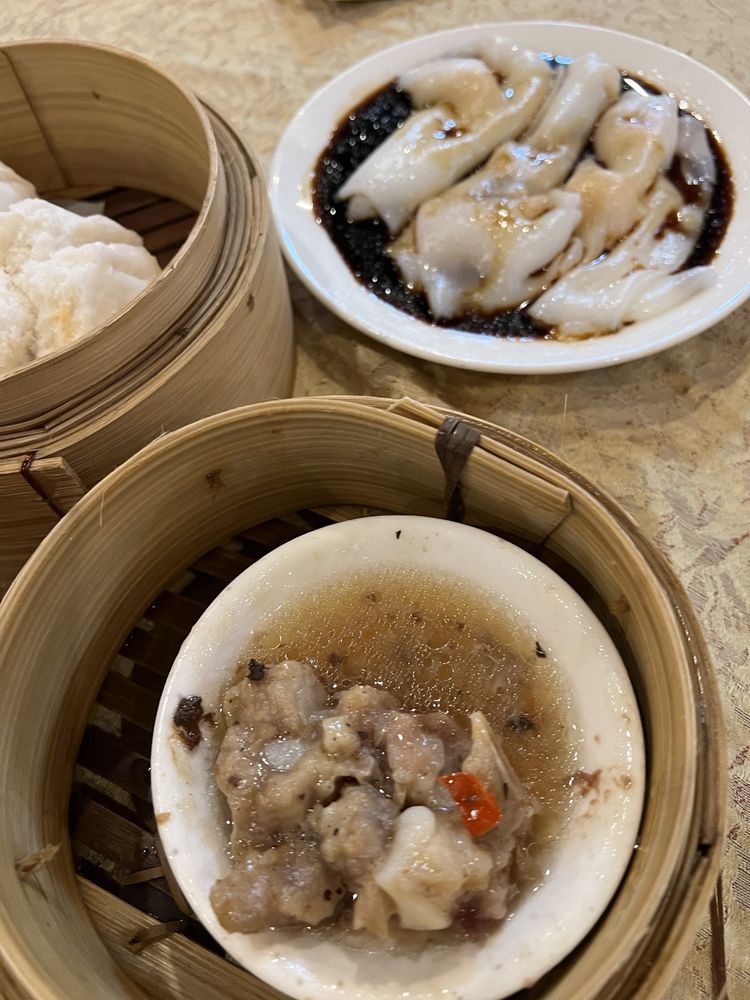 RED STAR - Updated October 2025 - 84 Photos & 17 Reviews - 54 Chin Swee ...