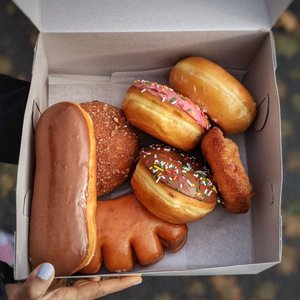 SCRUMDIDDILYUMTTIOUS DONUTS - 14 Photos & 52 Reviews - 1201 N Barker Rd ...