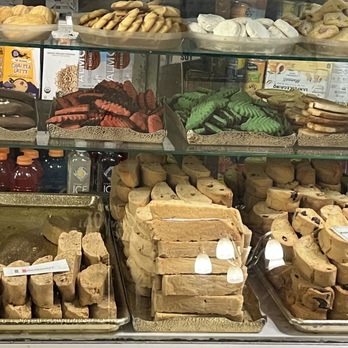 MARA’S ITALIAN PASTRY - Updated July 2025 - 789 Photos & 741 Reviews ...