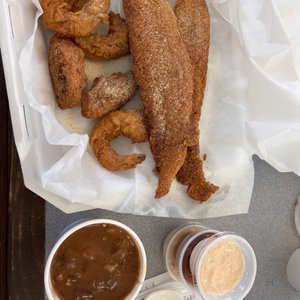 SHARKS FISH AND CHICKEN - Updated August 2025 - 24 Photos & 14 Reviews ...