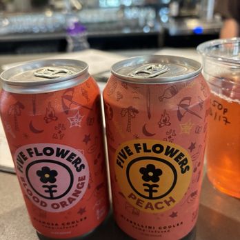 THE GLASS JUG BEER LAB - DOWNTOWN DURHAM - Updated December 2025 - 39 ...