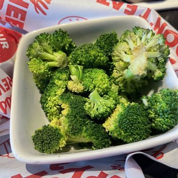 RED ROBIN GOURMET BURGERS AND BREWS - Updated June 2024 - 329 Photos ...