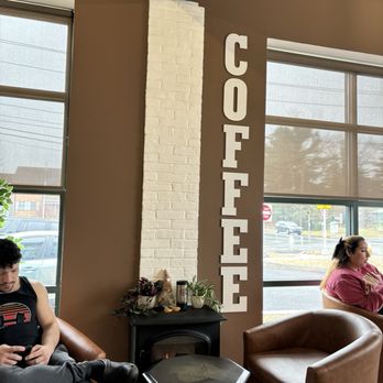 CORNER GROUNDS CAFE - Updated November 2024 - 19 Photos & 15 Reviews - 102 N Fifth St, Odessa ...