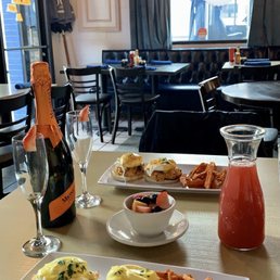 AZUL 18 - Updated October 2025 - 710 Photos & 424 Reviews - 1236 W 18th ...