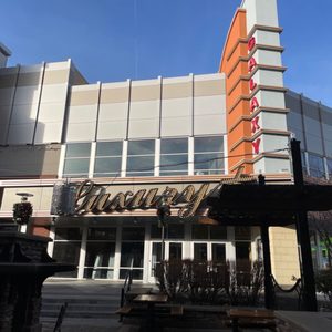 GALAXY THEATRES LEGENDS IMAX, SPARKS - 405 Photos & 517 Reviews - 1170 ...