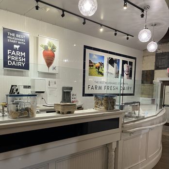 MILKSHAKE FACTORY DOWNTOWN - Updated June 2025 - 633 Photos & 408 ...