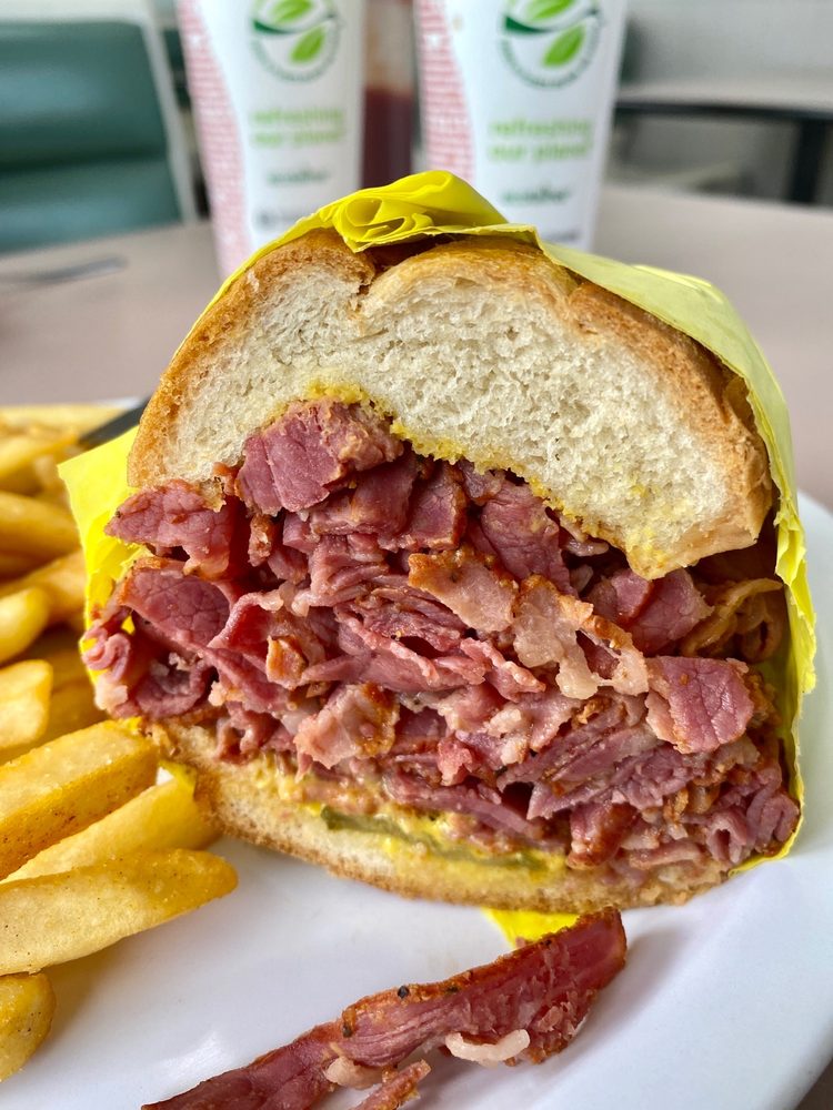 GOLDEN OX BURGERS - Updated July 2024 - 125 Photos & 194 Reviews - 902 ...