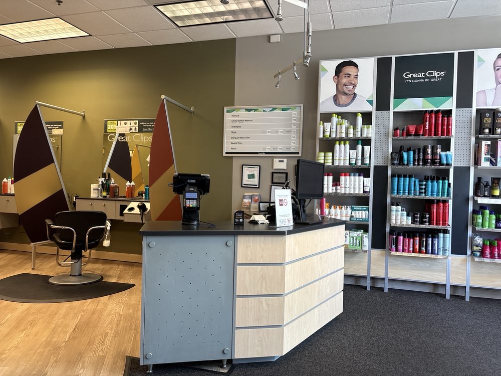 GREAT CLIPS - Updated May 2026 - 27 Photos & 59 Reviews - 5720 Lakewood ...