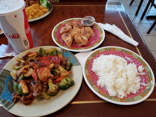 HAPPY CHINA - 51 Photos & 104 Reviews - Chinese - 820 E Battlefield Rd ...