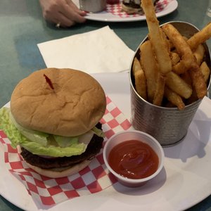 PINEWOOD BAR & GRILL - 29 Photos & 101 Reviews - 65 Pinewood Blvd ...
