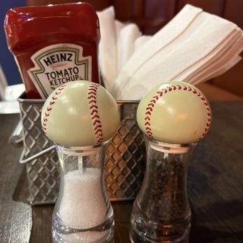 CURVEBALL KITCHEN - Updated November 2025 - 13 Reviews & 21 Photos ...