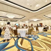 TEANECK MARRIOTT AT GLENPOINTE - 123 Photos & 118 Reviews - 100 Frank W ...