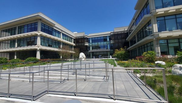 DOHENY EYE CENTER UCLA PASADENA - Updated October 2025 - 28 Photos & 66 ...