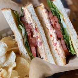 CRICKLES AND CO - 593 Photos & 466 Reviews - 4000 Cedar Springs, Dallas ...