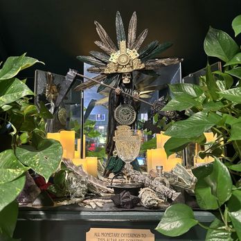 COLD MOON PIERCING & TATTOO - Updated December 2025 - 15 Photos - 120 S ...