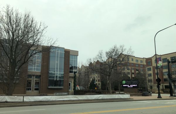 MOUNT PROSPECT PUBLIC LIBRARY - Updated March 2025 - 27 Photos & 29 ...