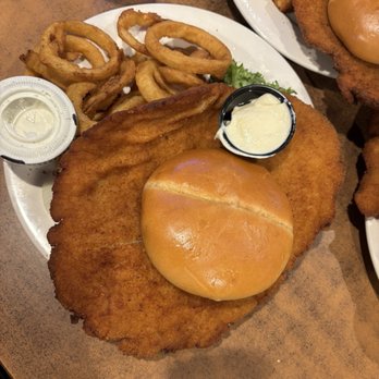 LPL’S RESTAURANT & PUB - Updated October 2025 - 91 Photos - 77 Reviews ...