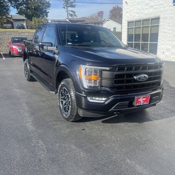 LAURA FORD - Updated December 2025 - 12 Photos & 19 Reviews - 47 N ...