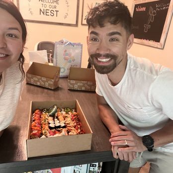 WYNN SUSHI BOX - Updated February 2025 - 46 Photos & 21 Reviews - 5800 Madison Ave, Sacramento ...