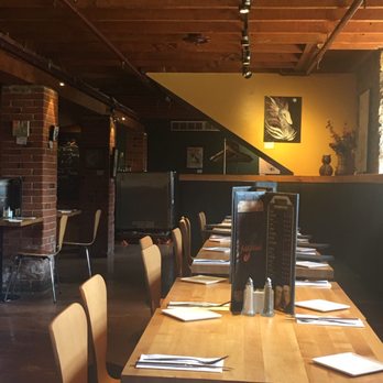 FIDDLEHEADS BAR & GRILL - Updated September 2025 - 26 Photos & 18 ...