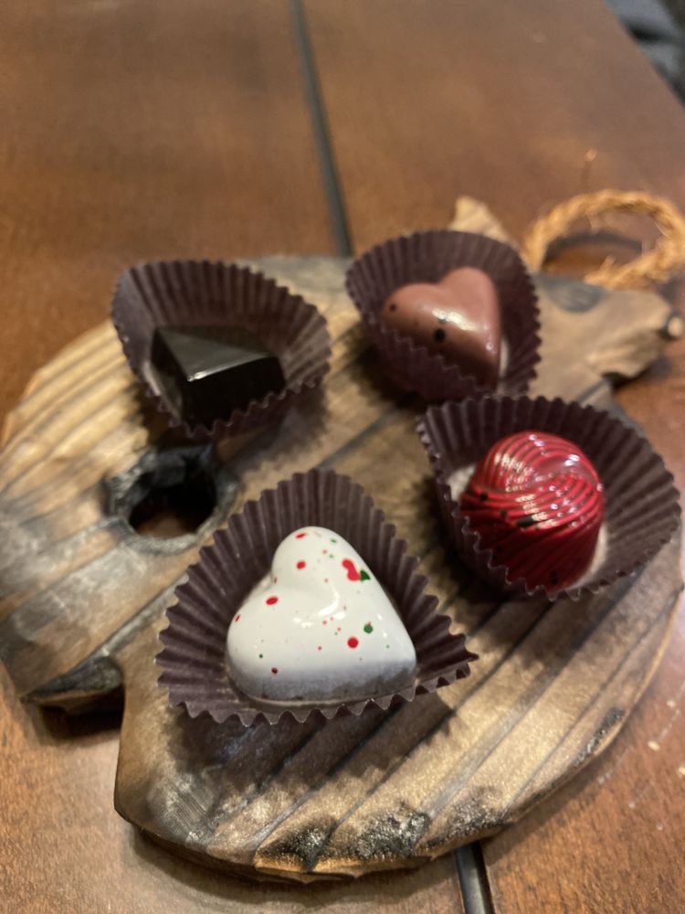 CHOCOLATERIE - Updated December 2025 - 276 Photos & 338 Reviews - 1964 ...