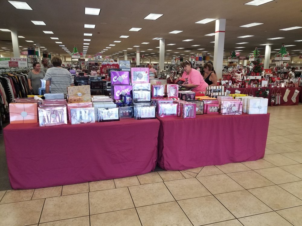 BURLINGTON - Updated August 2025 - 11 Reviews - 1205 Cortez Rd W ...