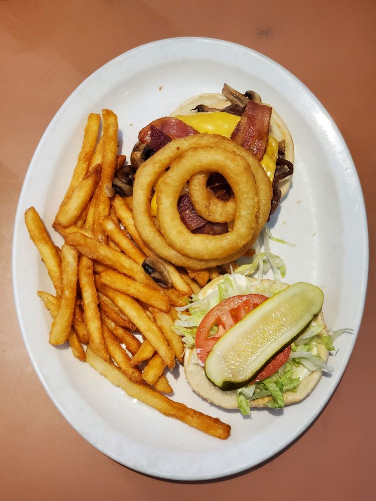 CROSSROADS RESTAURANT - Updated April 2024 - 18 Photos & 14 Reviews ...