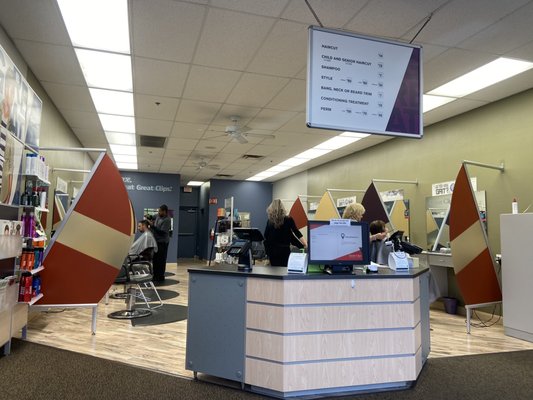 GREAT CLIPS - Updated December 2025 - 36 Reviews - 2487 S Gilbert Rd ...