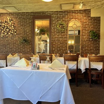 HISTORIC PIPER TAVERN - Updated July 2025 - 67 Photos & 108 Reviews ...