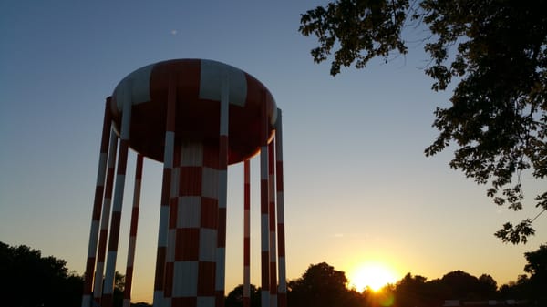 LINTHICUM PARK - Updated September 2025 - 306 Benton Ave, Linthicum ...