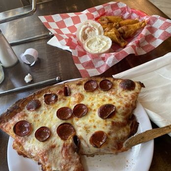 BISONTE PIZZA - Updated January 2026 - 386 Photos & 263 Reviews - 710 W ...