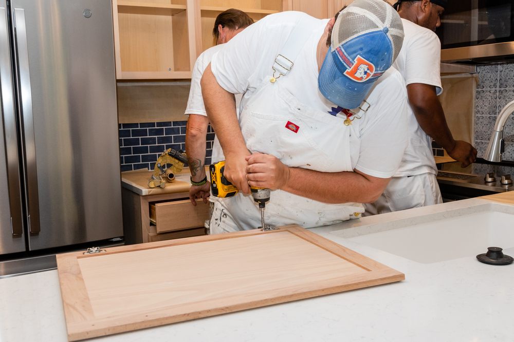 THE PAINTING - Updated January 2026 - 10 Photos - 1014 W 24th Ave ...