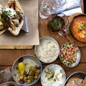 12 CHAIRS - 765 Photos & 827 Reviews - New York, New York - Middle ...