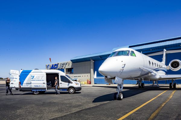 ACI JET - ORANGE COUNTY - 66 Photos & 18 Reviews - 19301 Campus Dr ...