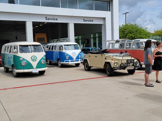 ONION CREEK VOLKSWAGEN - Updated December 2025 - 52 Photos & 357 ...