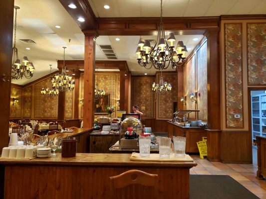 Y O RANCH HOTEL & CONFERENCE CENTER - 113 Photos & 112 Reviews - 2033 ...