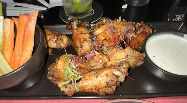 TOUCHDOWN SPORTS BAR - Updated December 2025 - 22 Photos & 23 Reviews ...