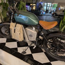 MOTORING COFFEE - Updated July 2025 - 522 Photos & 178 Reviews - 1525 ...