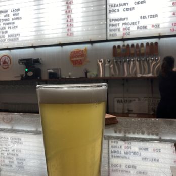 SLOOP BREWING @ THE FACTORY - Updated April 2025 - 476 Photos & 223 ...