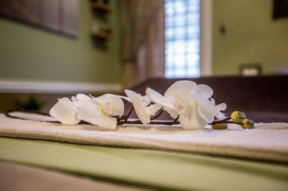 BODY LANGUAGE MASSAGE & WELLNESS - 193 E Whittier St, Columbus, Ohio ...