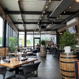 CARSON’S FOOD & DRINK - ON MAIN - Updated October 2025 - 1936 Photos ...