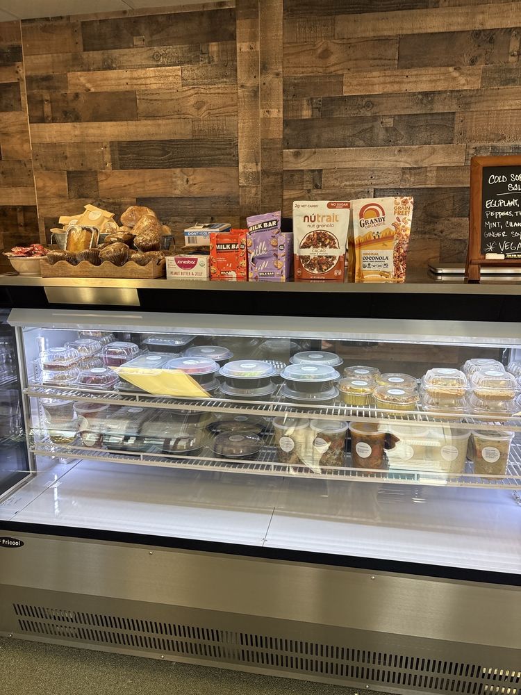 STONE SOUP KITCHEN - Updated December 2025 - 14 Photos - 334 Metacom Ave, Warren, Rhode Island ...