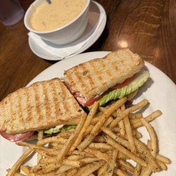 MYSTIC CAFE - Updated July 2025 - 261 Photos & 304 Reviews - 1303 Main ...