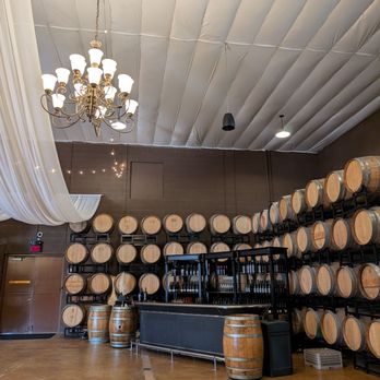 LEONESS CELLARS - Updated April 2025 - 2947 Photos & 2318 Reviews ...